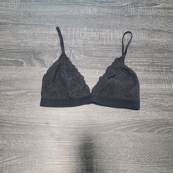 Colsie | Intimates & Sleepwear | Colsie Lace Bralette | Poshmark